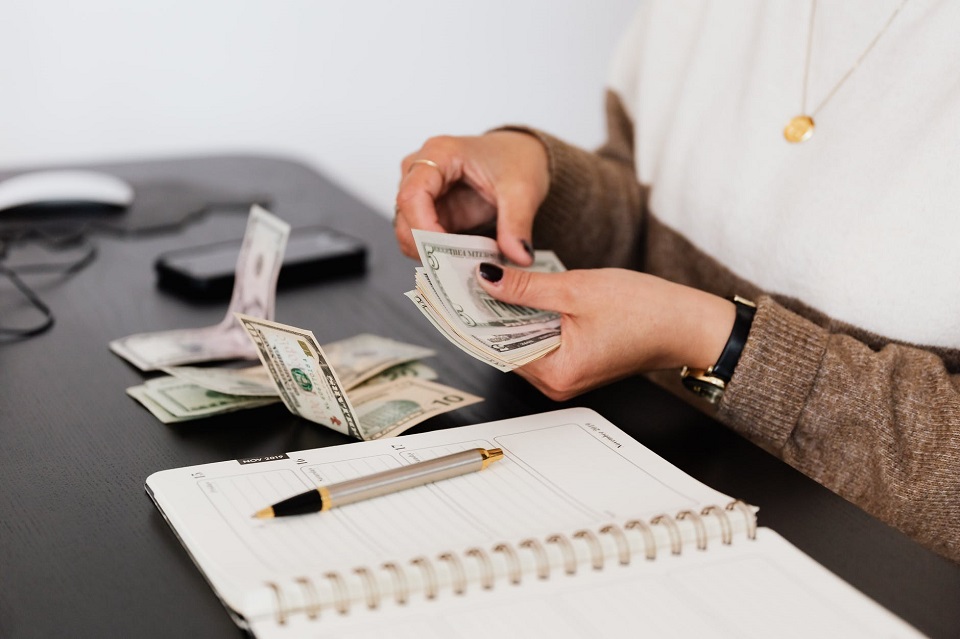 How To Get Out Of Debt On A Low Income Fit My Money